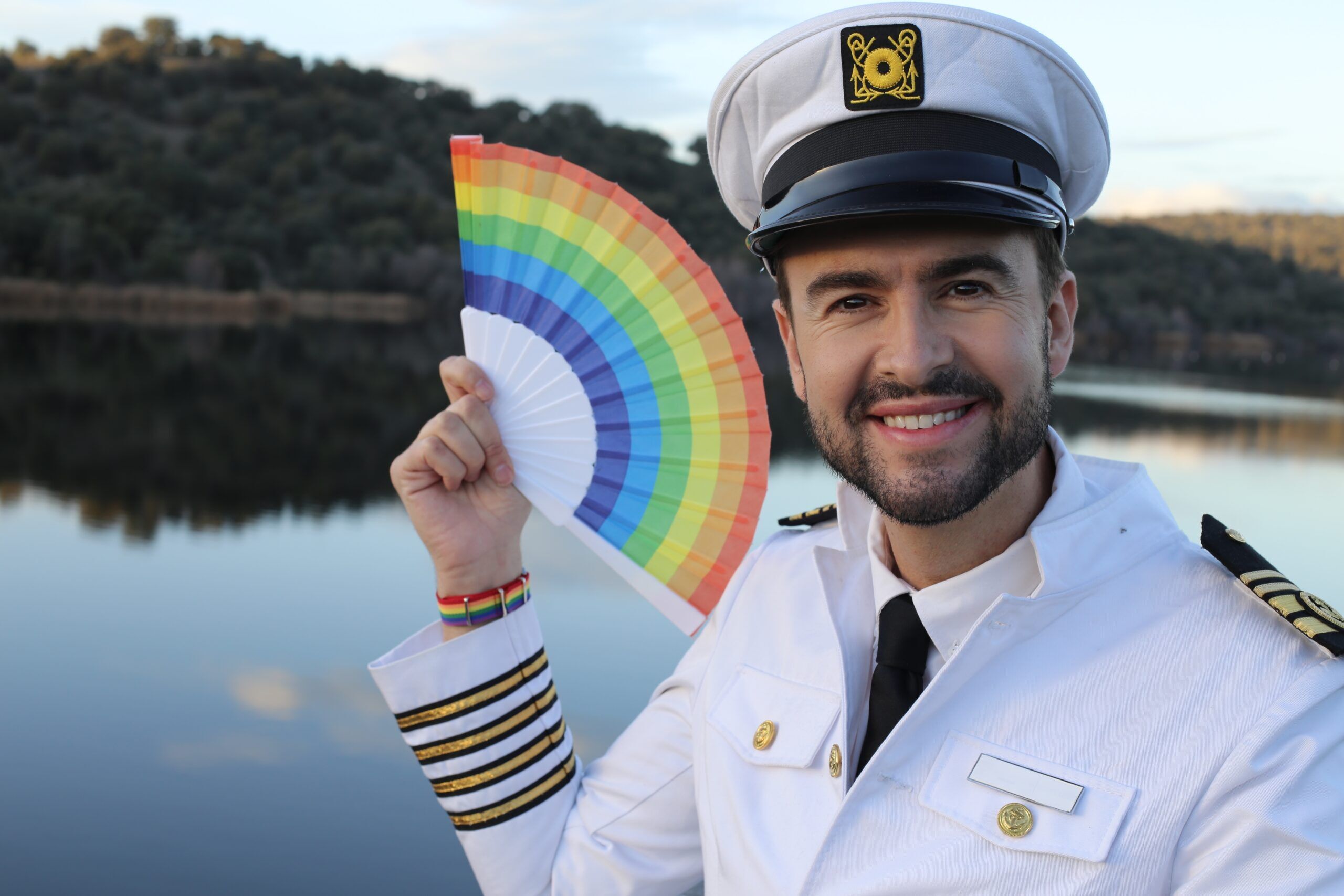 My first experience with gay cruising - INTO