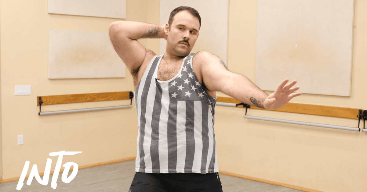 Watch Bears Try Voguing For the First Time - INTO