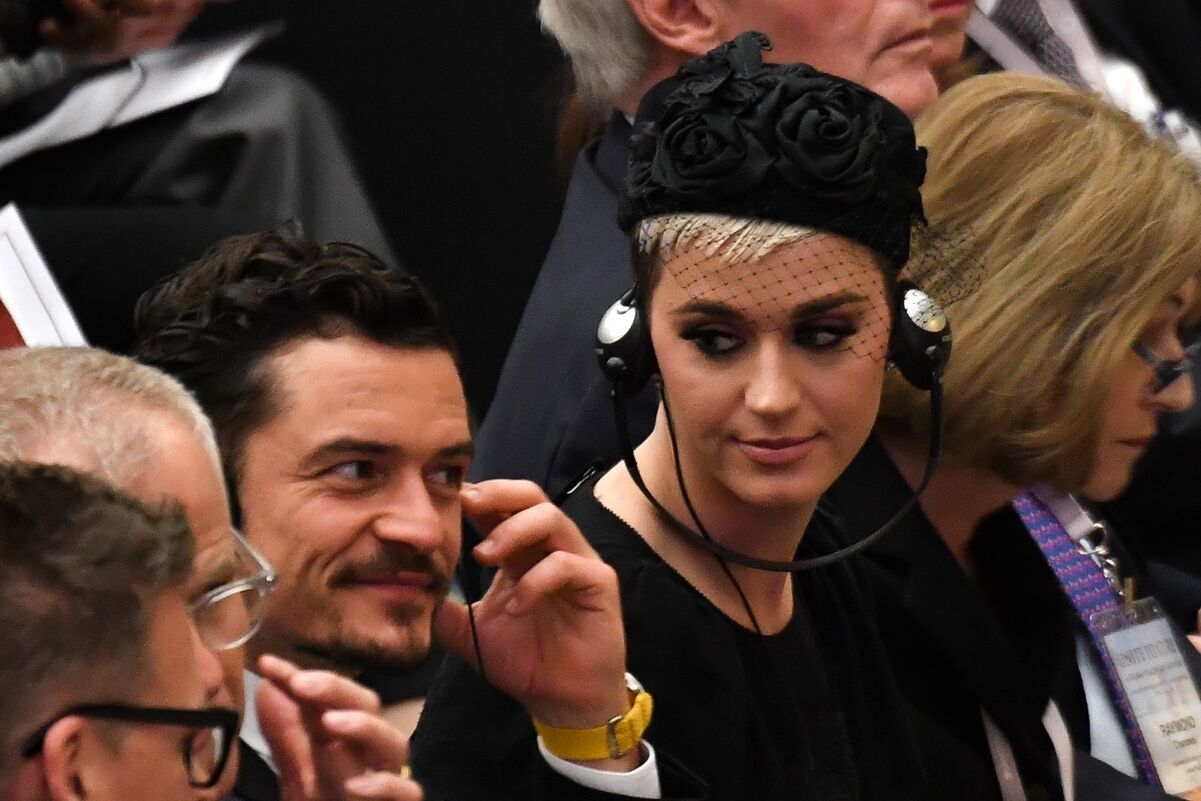 Katy Perry Met Pope Francis On 10 Year Anniversary of 'I Kissed A Girl ...