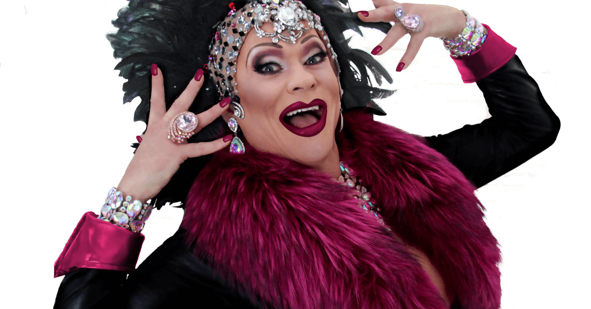 A Philanthropic Desert Queen Has a New Stage - INTO