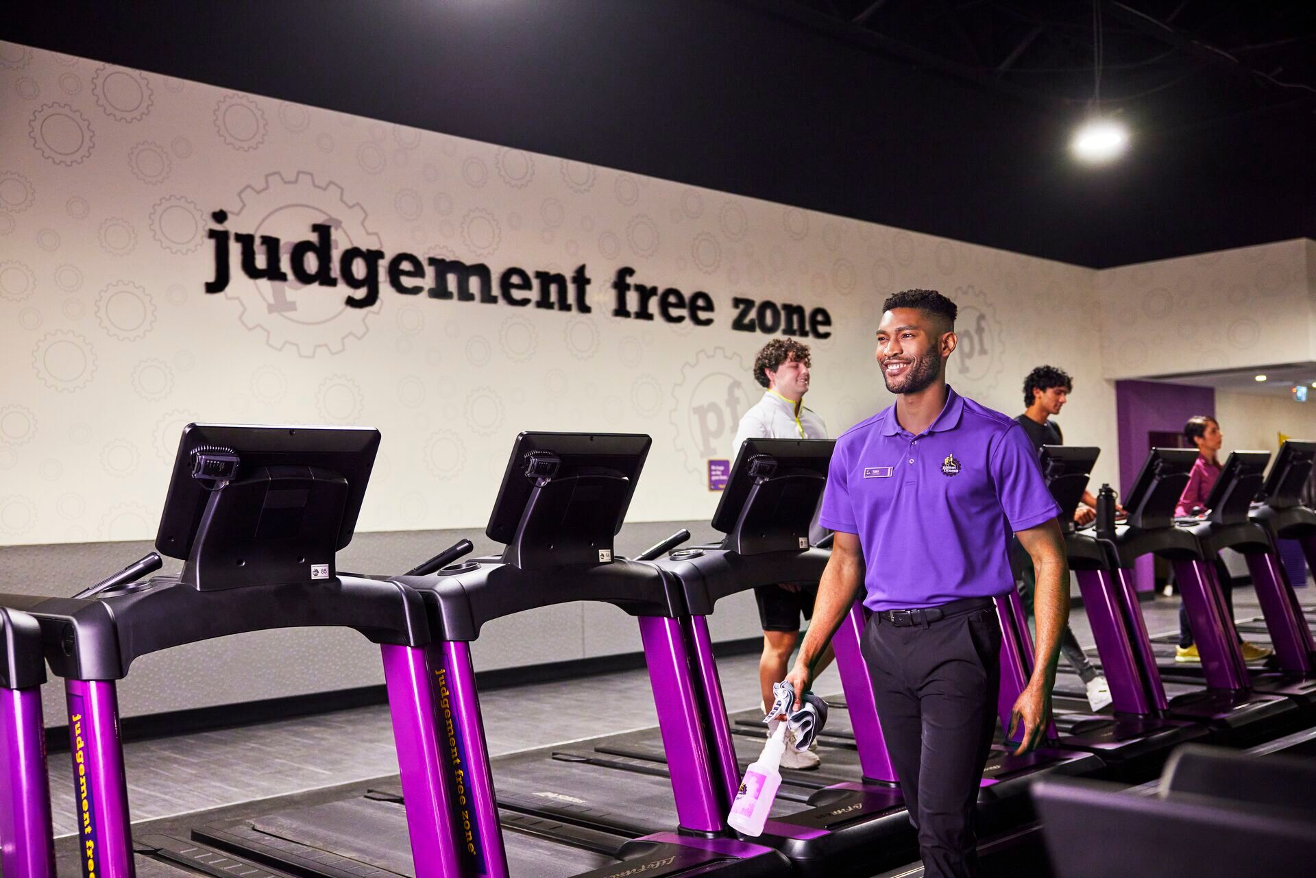Here's the secret to slaying fitness and finding community IRL at an ...