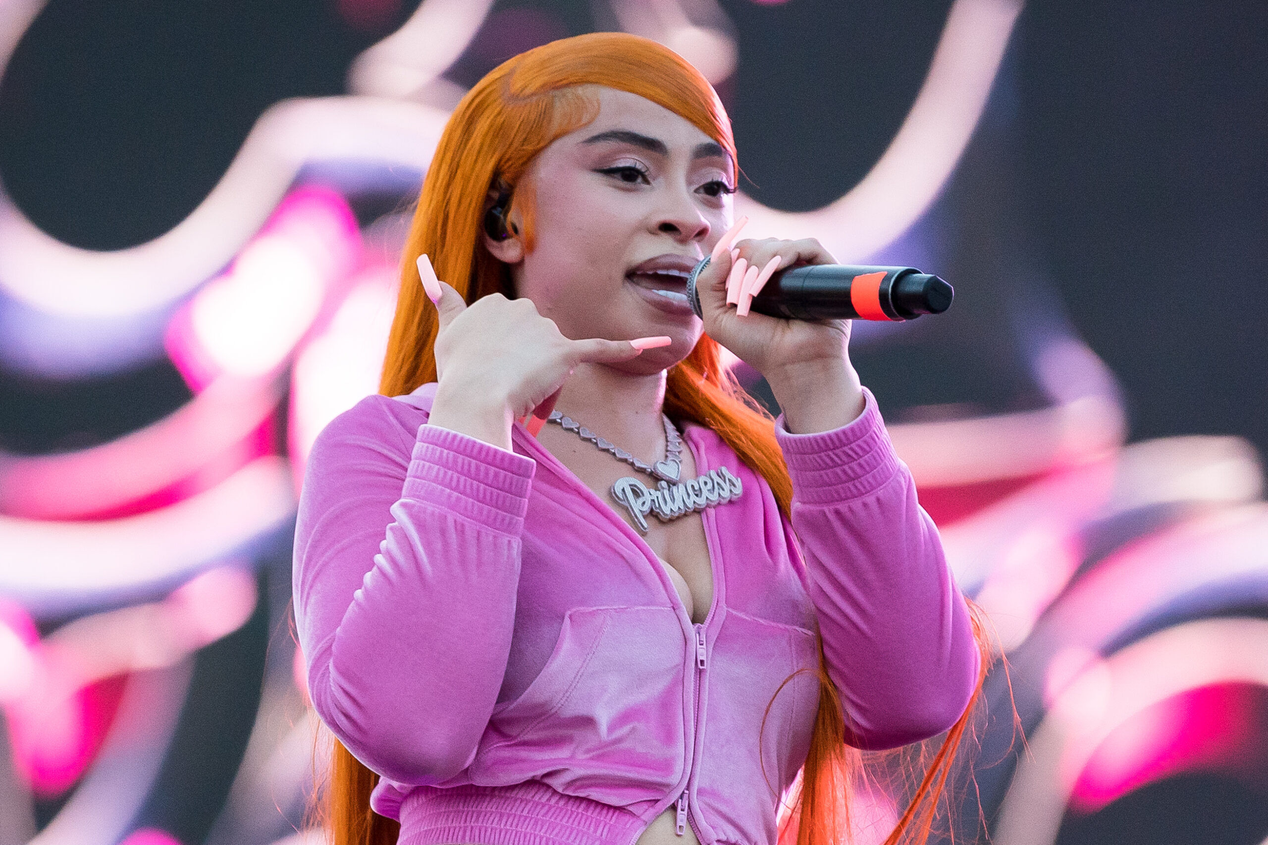 Ice Spice’s ‘Rookie of the Year’ Title Divides Fans - INTO