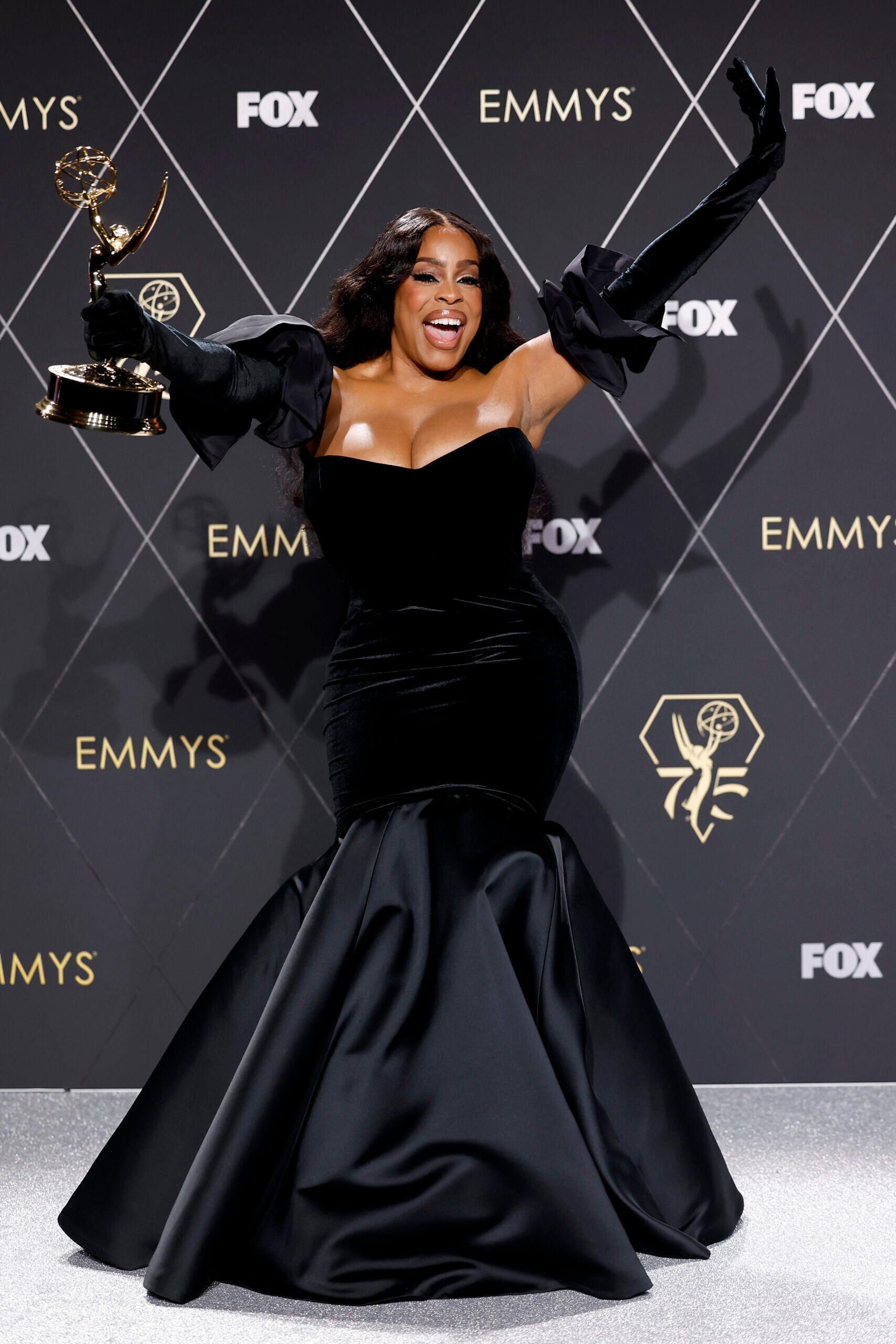 Niecy Nash Betts Emotional Emmys Acceptance Speech Brought People To