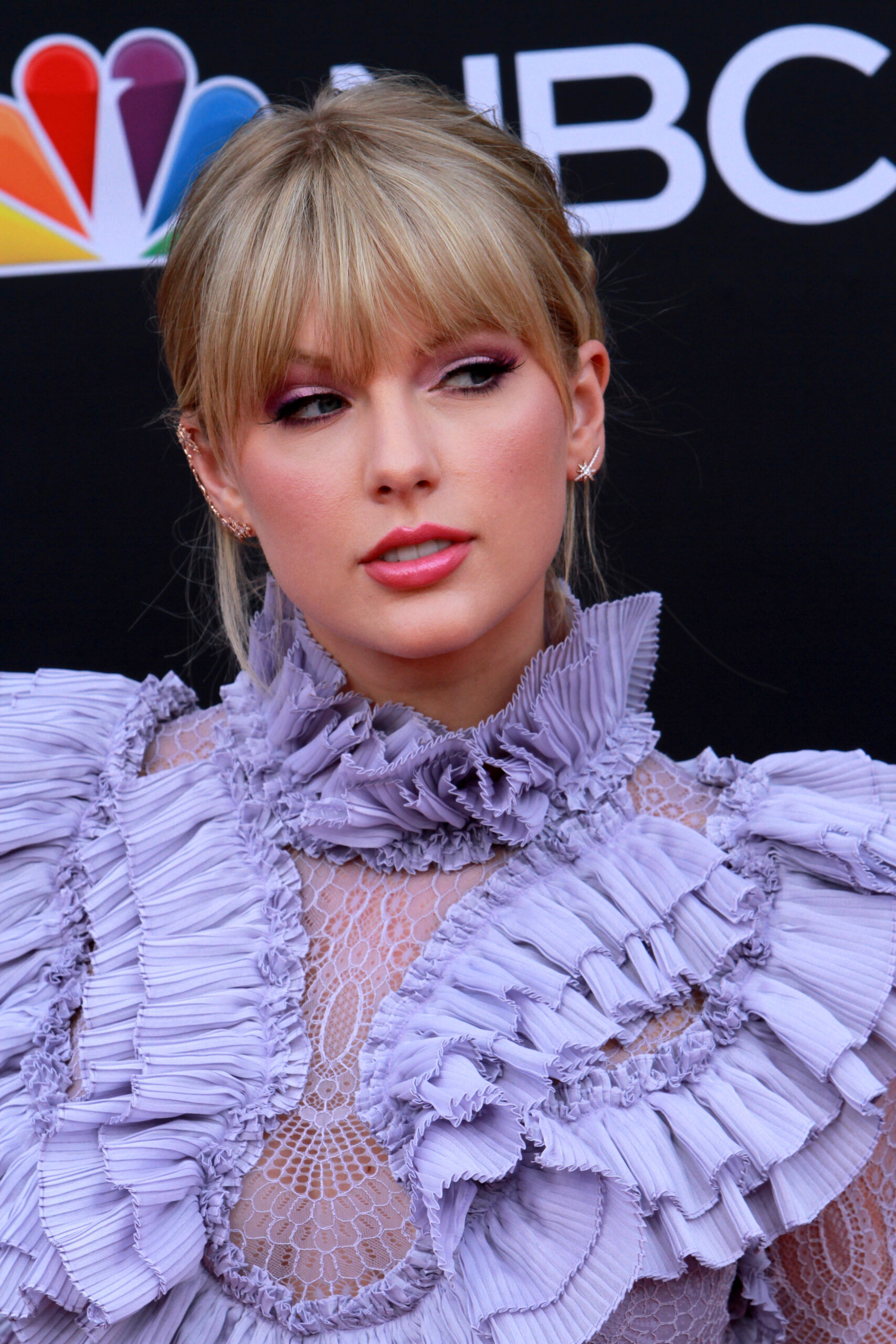 Fans think they found another "clue" about Taylor Swift's sexuality and ...