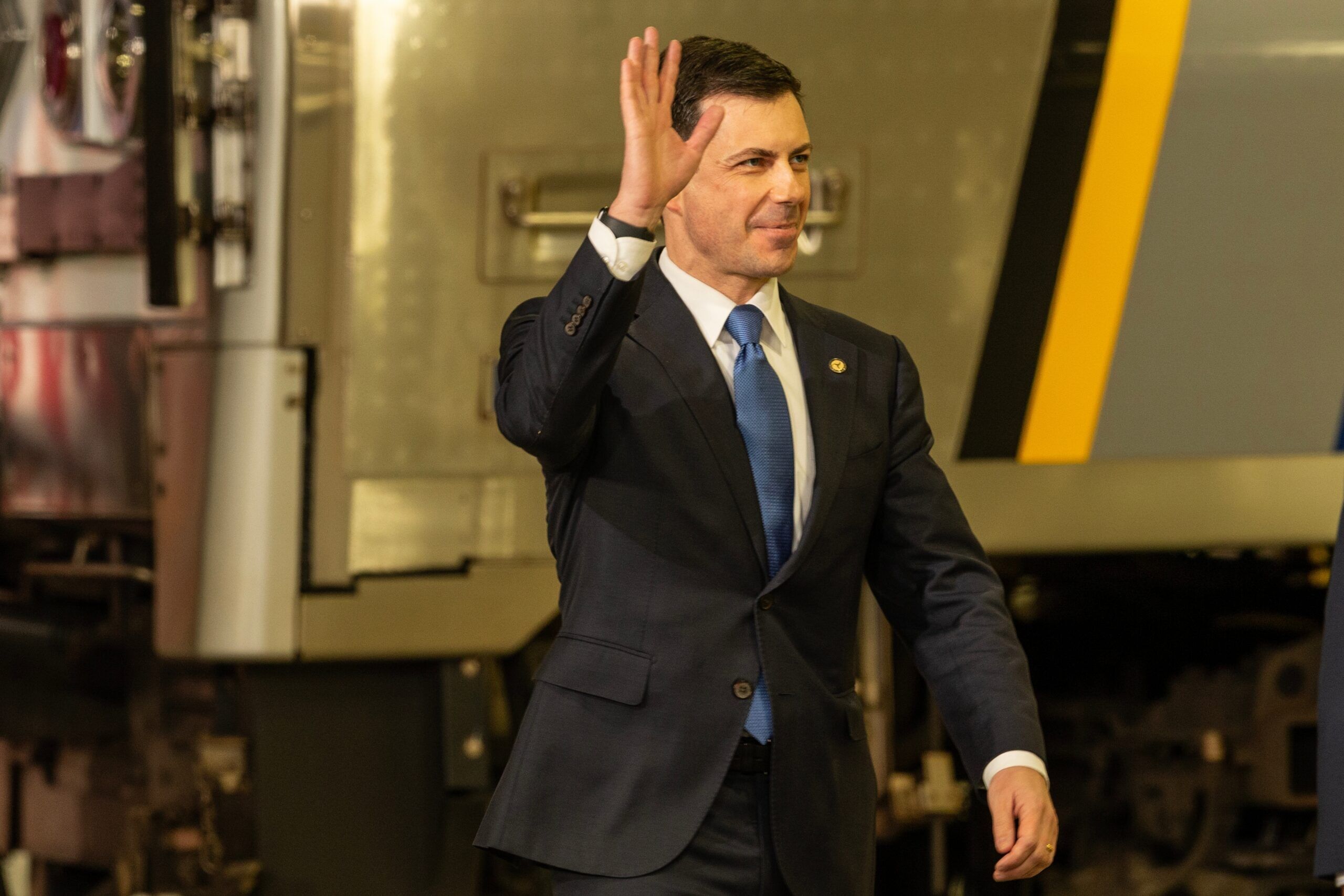 Pete Buttigieg just majorly came through for holiday travelers with ...
