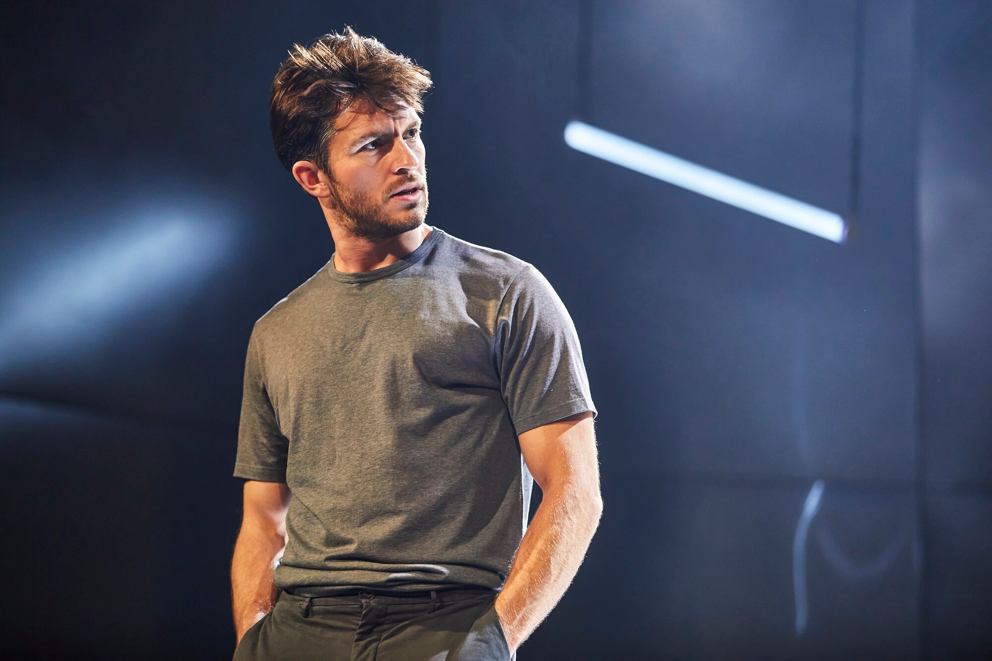 This throwback Jonathan Bailey performance has the gays going feral - INTO